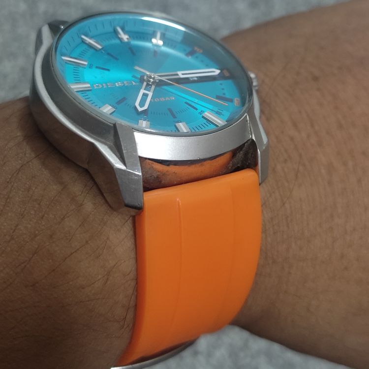 လက်ဝတ်ရတနာနှင့် နာရီများ - disel watch Price in Myanmar | Myanmarkt ...