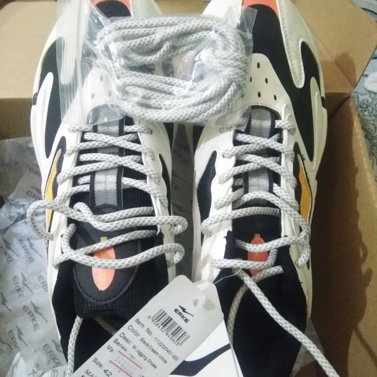 အဝတ်အထည်နှင့် အဆင်တန်ဆာများ - erke Price in Myanmar | Myanmarkt ...