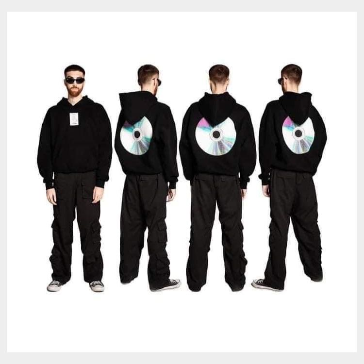 အဝတ်အထည်နှင့် အဆင်တန်ဆာများ - nrf+gawli hoodie sizel Price in Myanmar ...