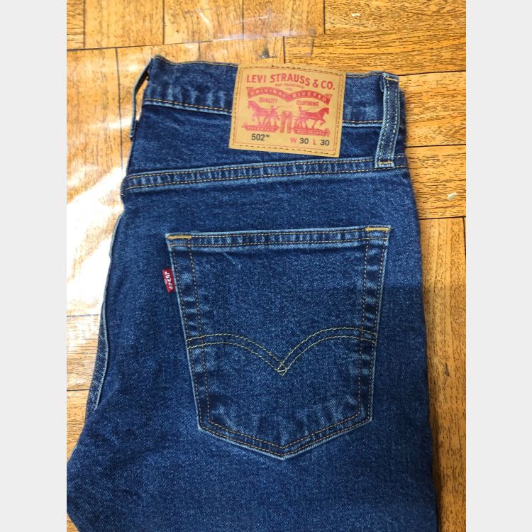 အဝတ်အထည်နှင့် အဆင်တန်ဆာများ - levi’s 502 jean pant Price in Myanmar ...