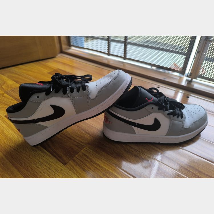 အဝတ်အထည်နှင့် အဆင်တန်ဆာများ - shoe Price in Myanmar | Myanmarkt ...