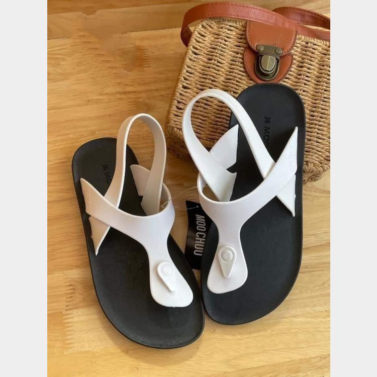 အဝတ်အထည်နှင့် အဆင်တန်ဆာများ - shoes Price in Myanmar | Myanmarkt ...