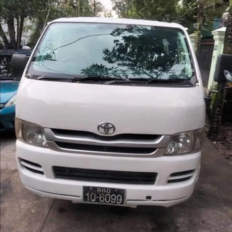 ဗန် - toyota hiace 2009 Price in Myanmar | Myanmarkt Marketplace ...