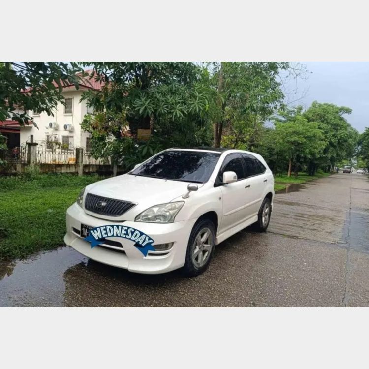 ကား/စီဒန် - toyota harrier 2003 Price in Myanmar | Myanmarkt Marketplace | Myanmarkt